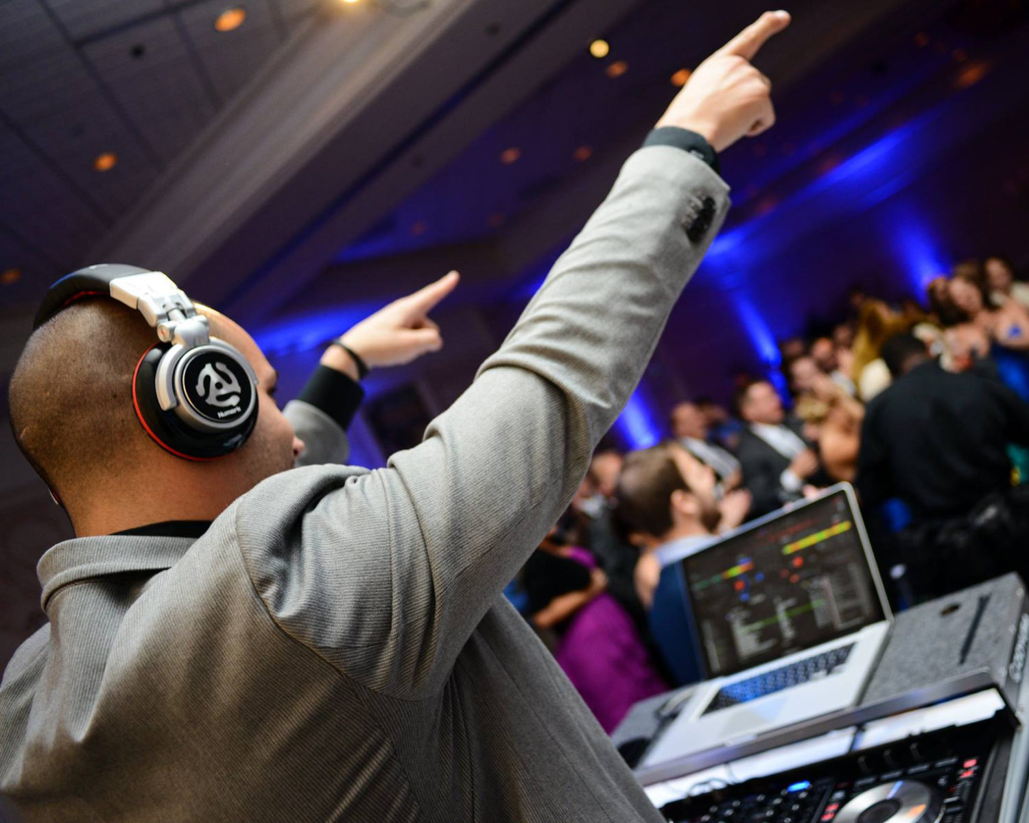 Holiday Party Entertainment | Rock The House